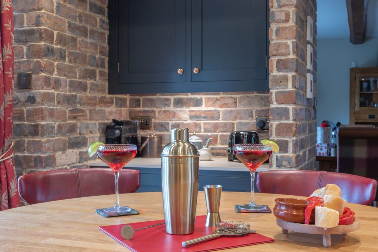 Why Go Bespoke With Holme Tree? - Holme Tree Kitchens